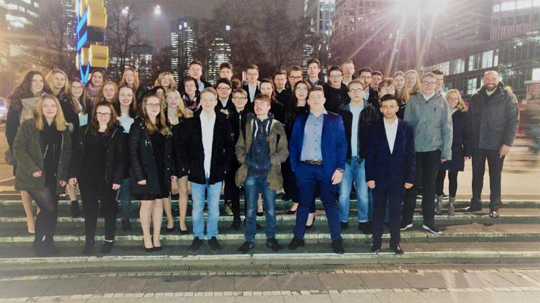 Musikalischer Wochenausklang – Schüler der Abschlussklassen genießen ...